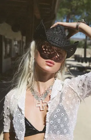CHILD OF WILD Kubai Goddess Statement Collar Necklace