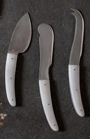 THE COLLECTIVE HOME Blanco Cheese Toolsset Of 3 - Gray