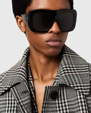 Stella McCartney Oversized Square Frame Sunglasses - Black