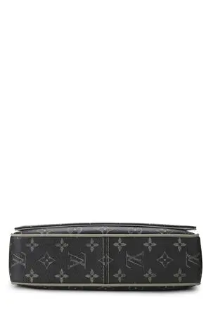 LOUIS VUITTON District Monogram Gradient - Black