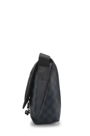 LOUIS VUITTON Damier Cobalt Match Point Messenger