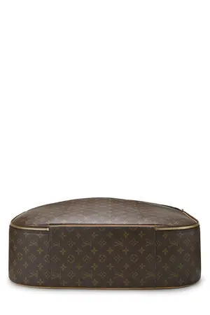 LOUIS VUITTON Monogram Packall