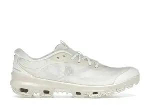 On Cloudventure 2 Loewe Sneakers - Eggshell