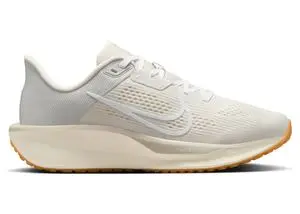 Nike Quest 6 Sneakers