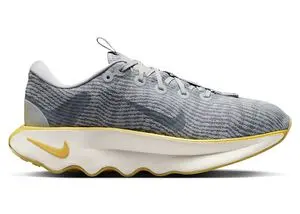 Nike Motiva Light Sneakers