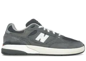 NEW BALANCE Numeric 933 Sneakers - Grey