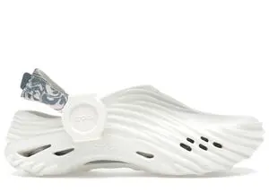 CROCS Echo Wave Clog - White