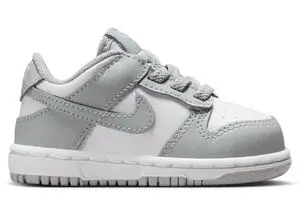Nike Dunk Low Sneakers