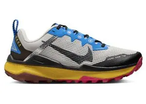 Nike Wildhorse 8 Athletic Sneakers