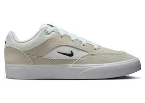 Nike Low Top Lace-up Sneakers