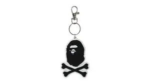 A BATHING APE Crossbone Silicon Keychain - Black