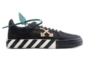 Off-White Vulc Low Top Sneakers - Black/sand