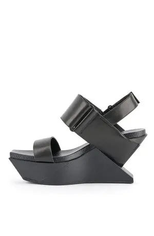 United Nude Delta Wedge Sandal With Adjustable Straps - Black