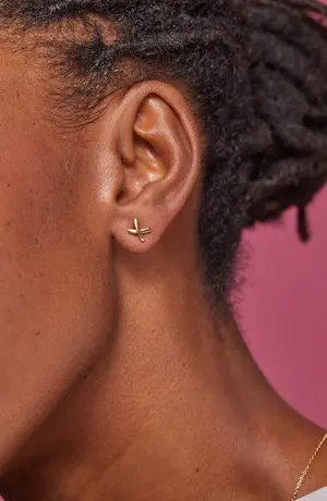Estée Lauder Kiss Stud Earrings