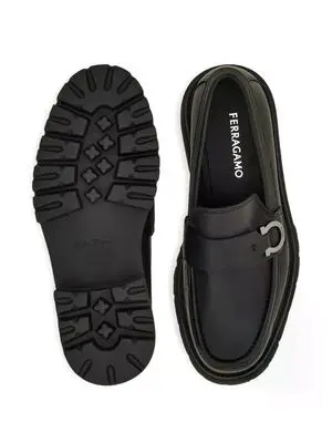 FERRAGAMO Gancini Leather Loafers - Black