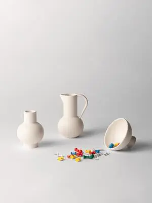 RAAWII Vases Lifestyle - White