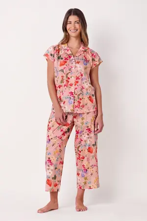 THE CAT'S PAJAMAS Floral Cotton Voile Short-sleeved Capri Pajama Set - Strawberry Fields