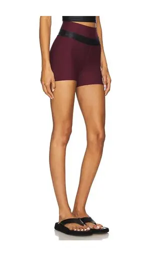 Heroine Sport Nova Short