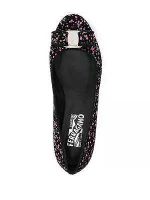 FERRAGAMO Varina Leather Ballerina Shoes - Black