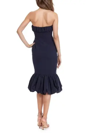 Badgley Mischka Strapless Bubble Hem Cocktail Dress