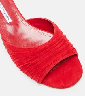 Manolo Blahnik Piruaflat Gathe Suede Slides - Red