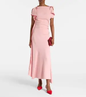 Manolo Blahnik Moiramu Suede Mules