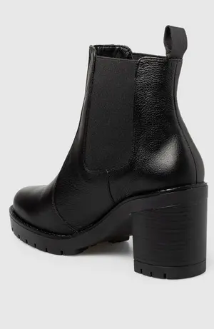 MANELA Pera Block Heel Chelsea Bootie