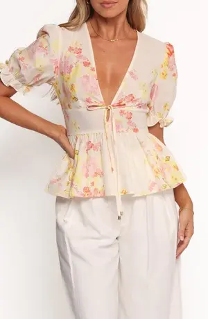 Women's Ruffle Hem Puff Sleeve Blouses