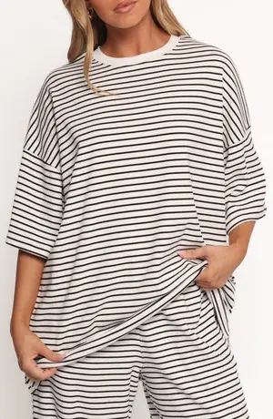 PETAL & PUP Wilda Oversized T-shirt