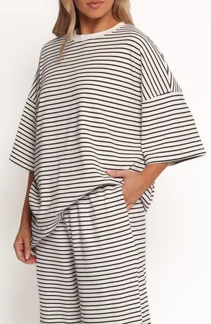 PETAL & PUP Wilda Oversized T-shirt