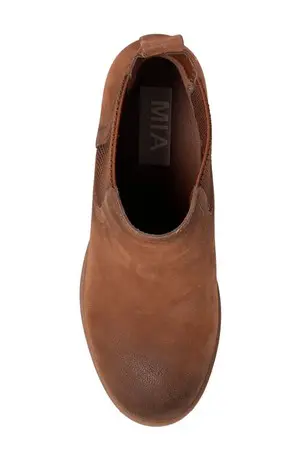 Mia Jonna Lug Sole Chelsea Boot