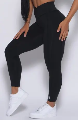BOMBSHELL SPORTSWEAR Brazilian Contour 7/8 Leggings