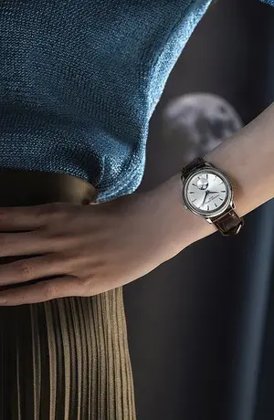 FREDERIQUE CONSTANT Classics Moneta Moon Phase Leather Strap Watch - Silver-tone