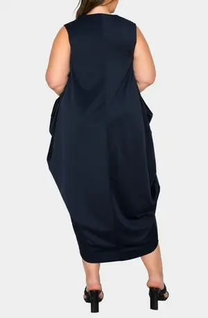 L I V D Sleeveless V-neck Dress - Navy