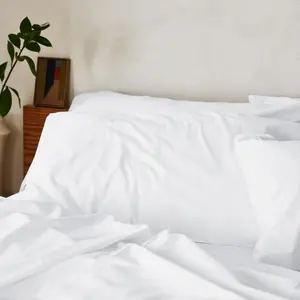 PIGLET IN BED Washed Cotton Percale Pillowcase Pair - White