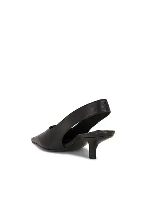 TOTEME Classic Leather Slingback - Black