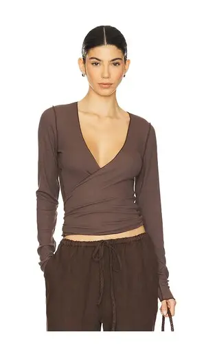 VIR VITA Margot Wrap Top - Chestnut