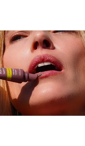 FRE Plump Me Peptide Lip Tint Mineral Spf 30 - Cassis