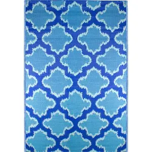 NORTHLIGHT 4' X 6' Quatrefoil Rectangular Outdoor Area Rug - Blue
