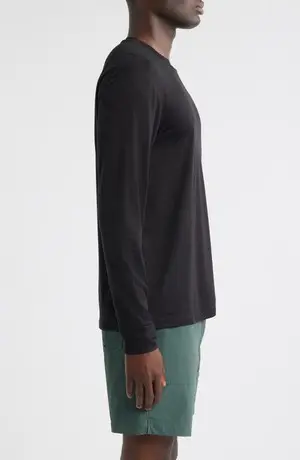 DARK SEAS Long Sleeve Performance Graphic T-shirt