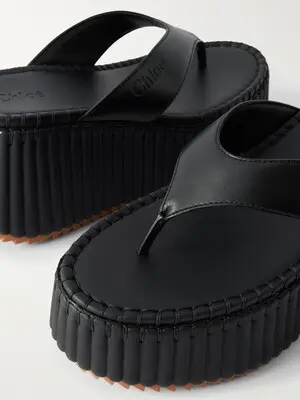 Chloé Nama Leather Platform Flip Flops - Black