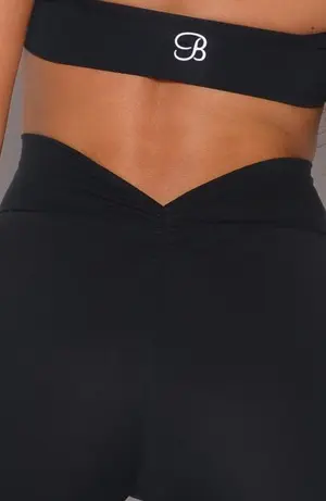 BOMBSHELL SPORTSWEAR V Back Leggings