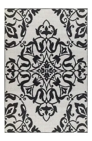 MAD MATS New Wrought Iron Black & White - Black And White