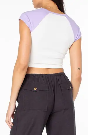 Roxy Graphic Cropped T-shirt