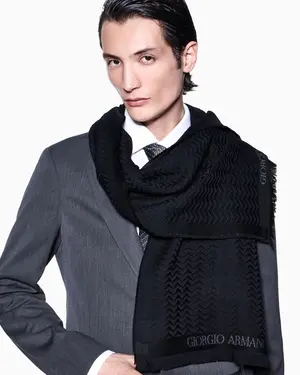 Giorgio Armani Jacquard Virgin-wool Scarf - Black