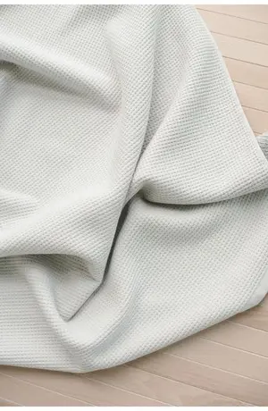 Cozy Earth Waffle Bath Towel - Light Grey