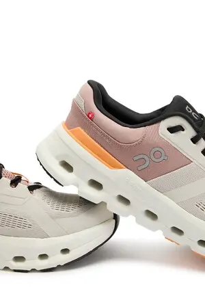 On Cloud Runner 2 Panelled Knit Sneakers - Orange