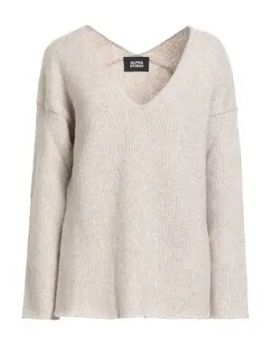 Alpha Studio V-neck Sweater