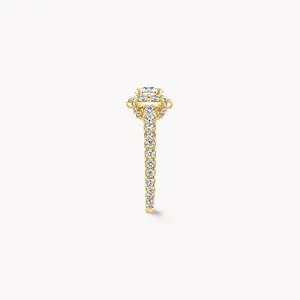 Graff Icon Round Diamond Engagement Ring - Yellow Gold