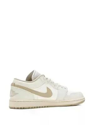 JORDAN 1 Low-top Sneakers